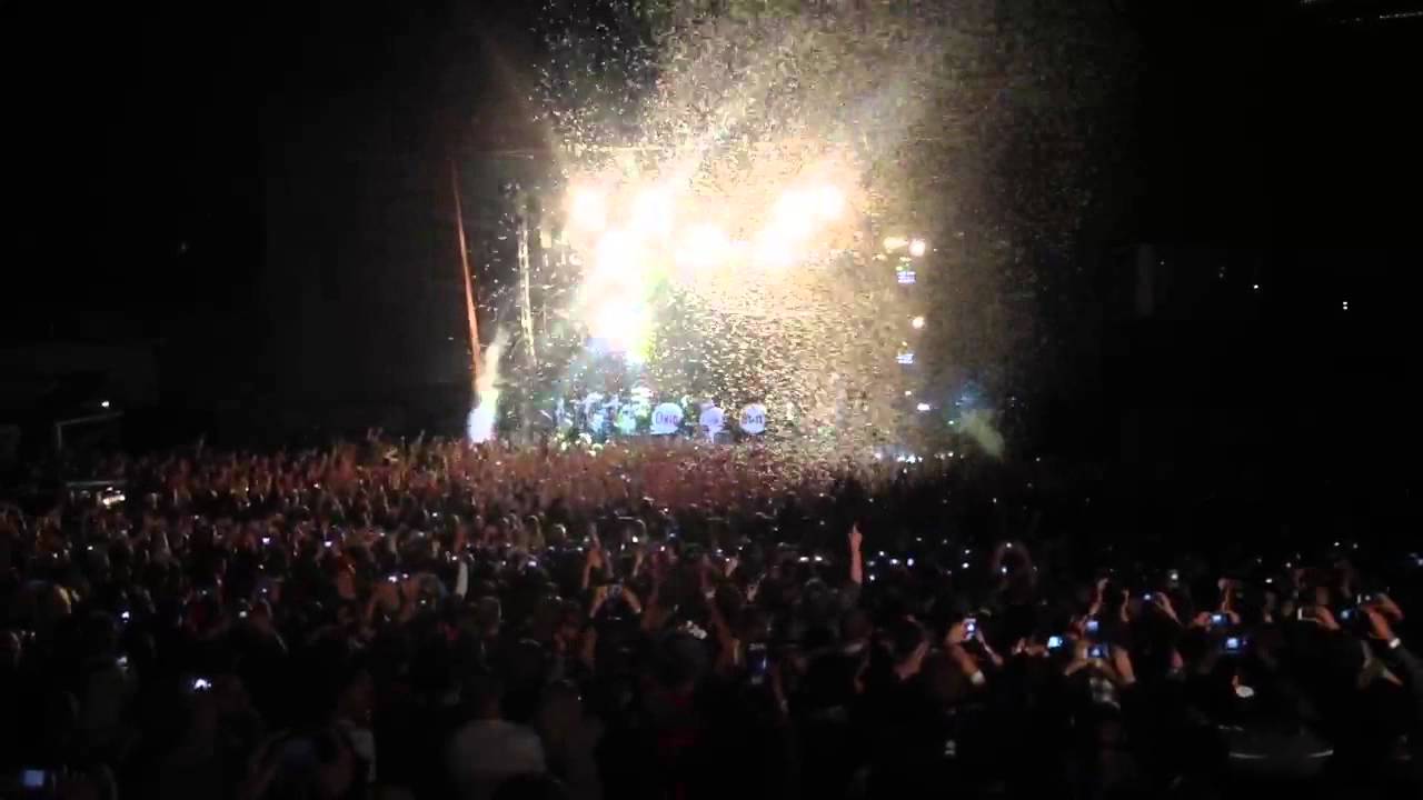twenty one pilots |-/ Live with The Ohio State University M - YouTube