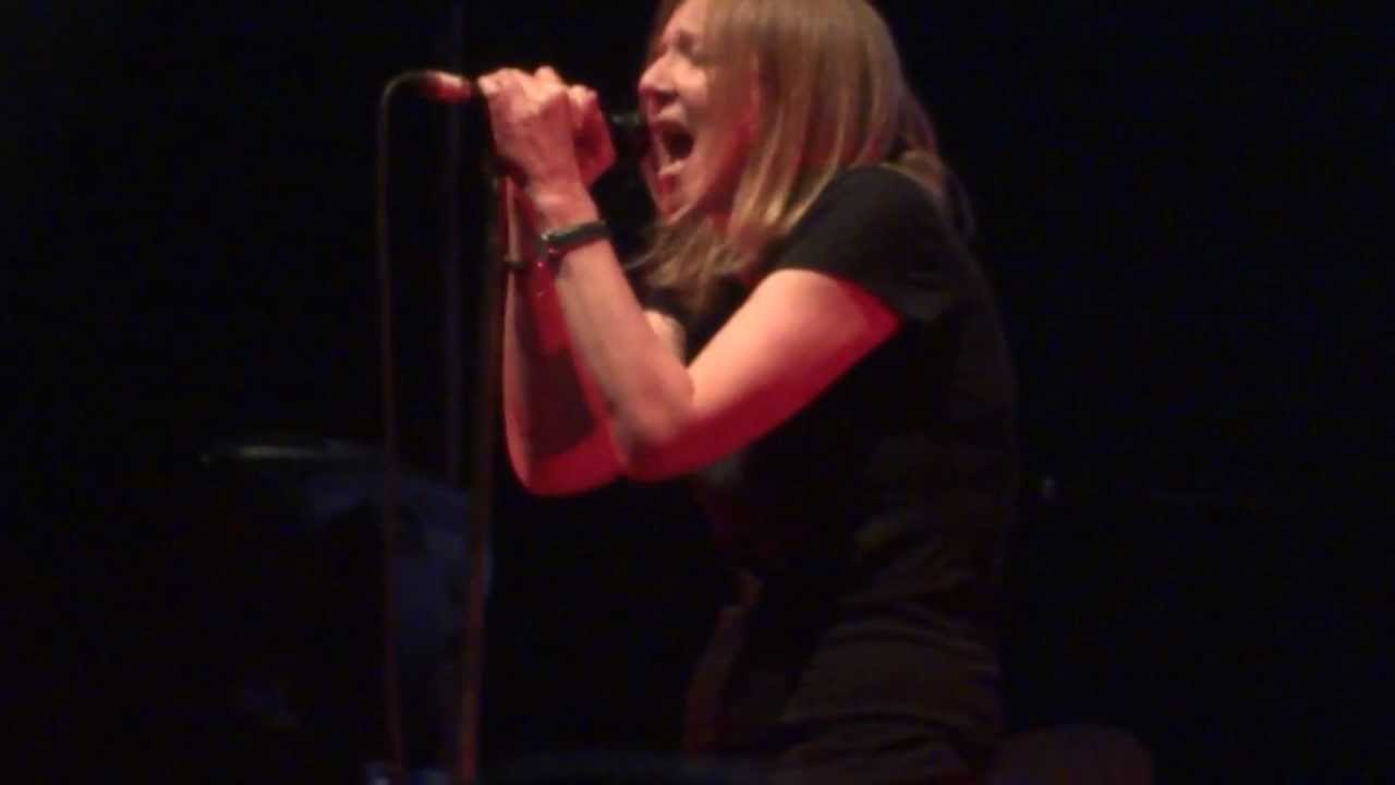 Portishead - The Rip - Full Live @Rockhal (LU) - 10.03.2013 (4/15 ...