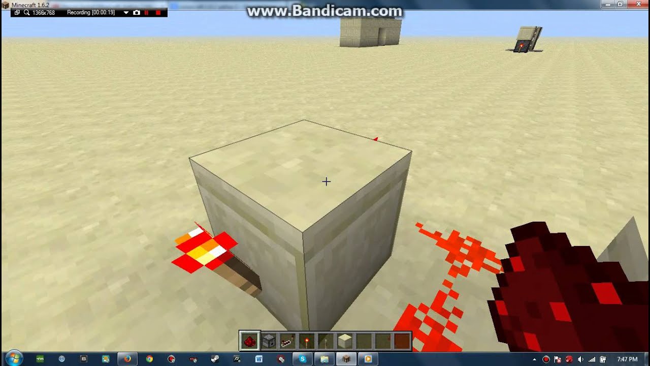 Minecraft: How to Build a Controllable Redstone Pulsar - YouTube