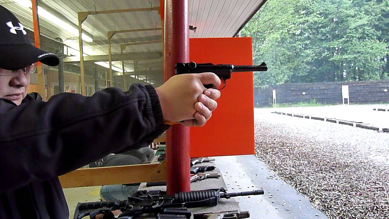 Luger P08 - YouTube