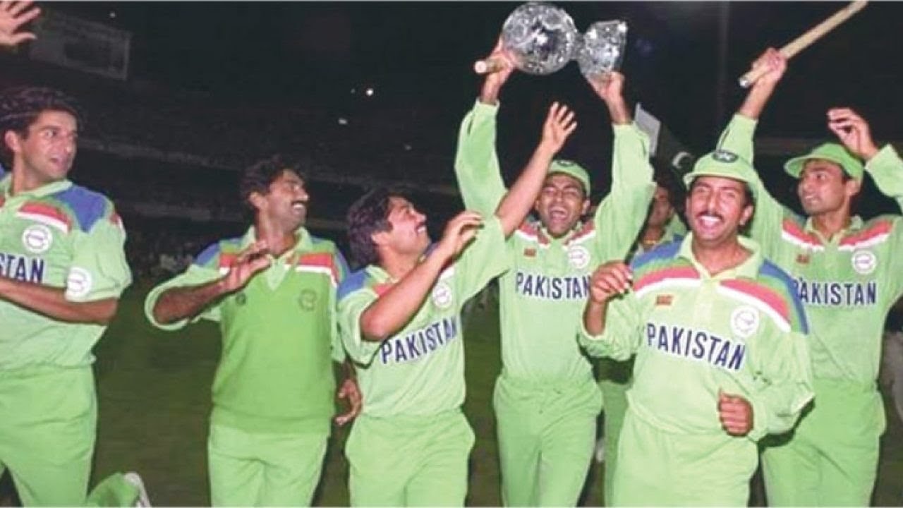 World Cup 1992 Semi Final Trilling Finish Moments. Pakistan Reach Final ...