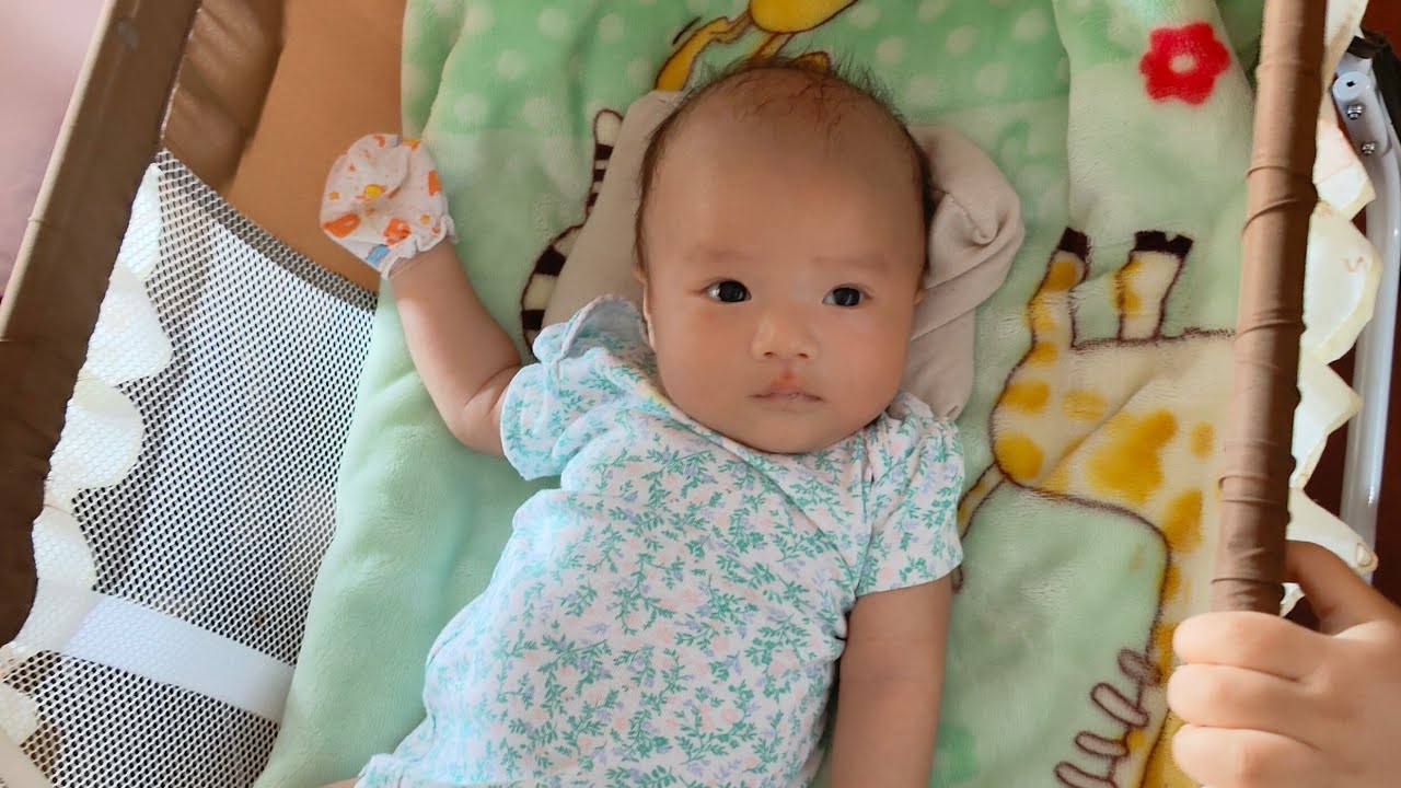 Kachapa Thanggoulen@Jared || Babyhug Unboxing - YouTube