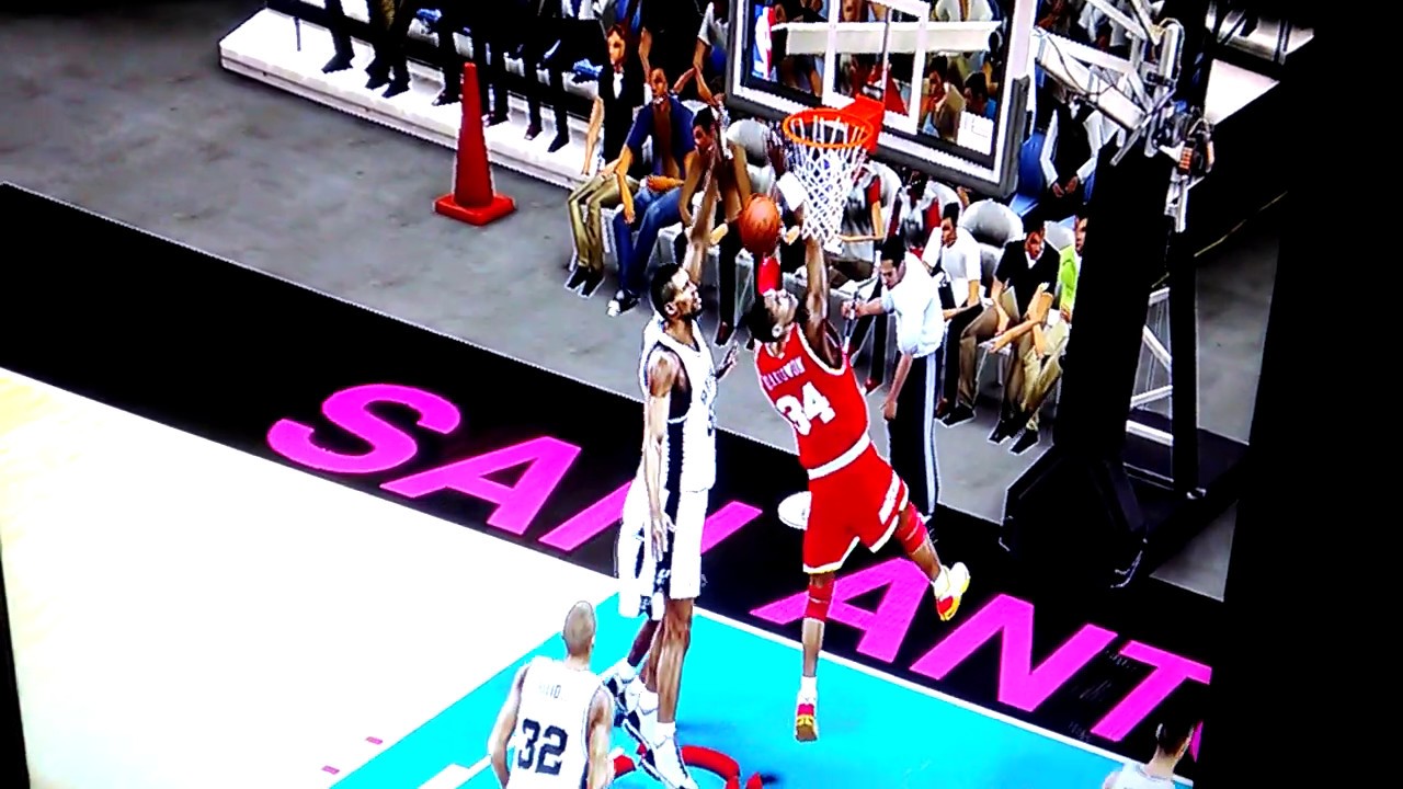 DAVID ROBINSON BLOCKS OLAJUWON. - YouTube