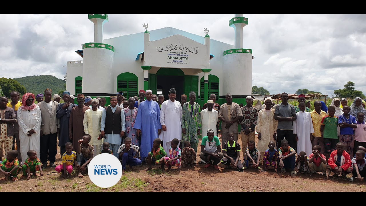 New Mosque Inaugurated in Benin - YouTube