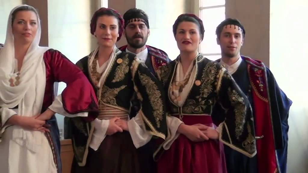 'Ομιλος Βρακοφόρων Κρήτης Χριστουγεννιάτικα κάλαντα - YouTube