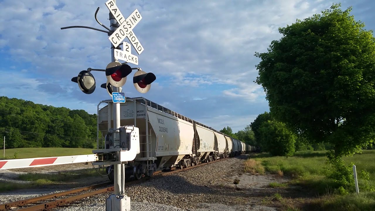 NS T37 thorugh Martin Road Crossing with K5HL on NS SD40-2 6082 5/15/2020 - YouTube