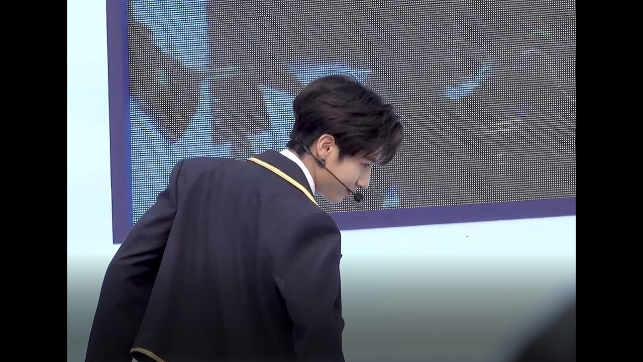 190928 경복고등학교 NCT DREAM 런쥔(RENJUN)FOCUS WE GO UP_위고업 - YouTube