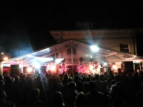 El Sueño de Morfeo on live Club Náutico - YouTube