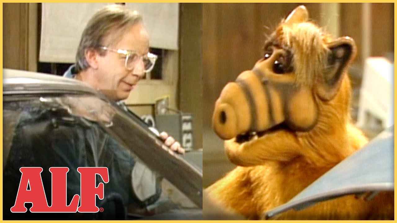 ALF, the Trusty Mechanic 🔧 | S3 Ep14 Clip - YouTube