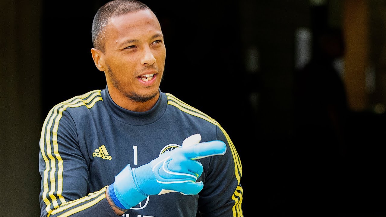 HIGHLIGHTS | Eloy Room shows his steady presence behind the backline ...