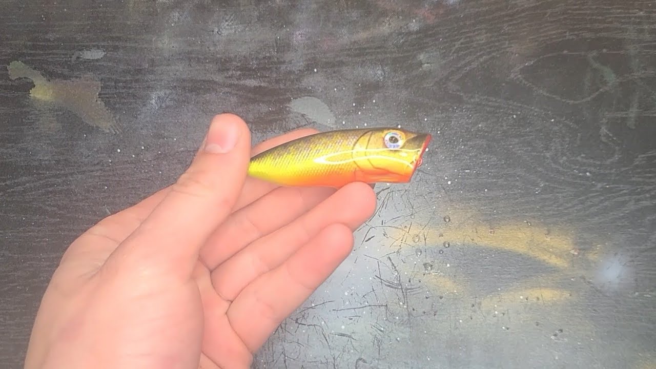 Painting a top water popper! - YouTube
