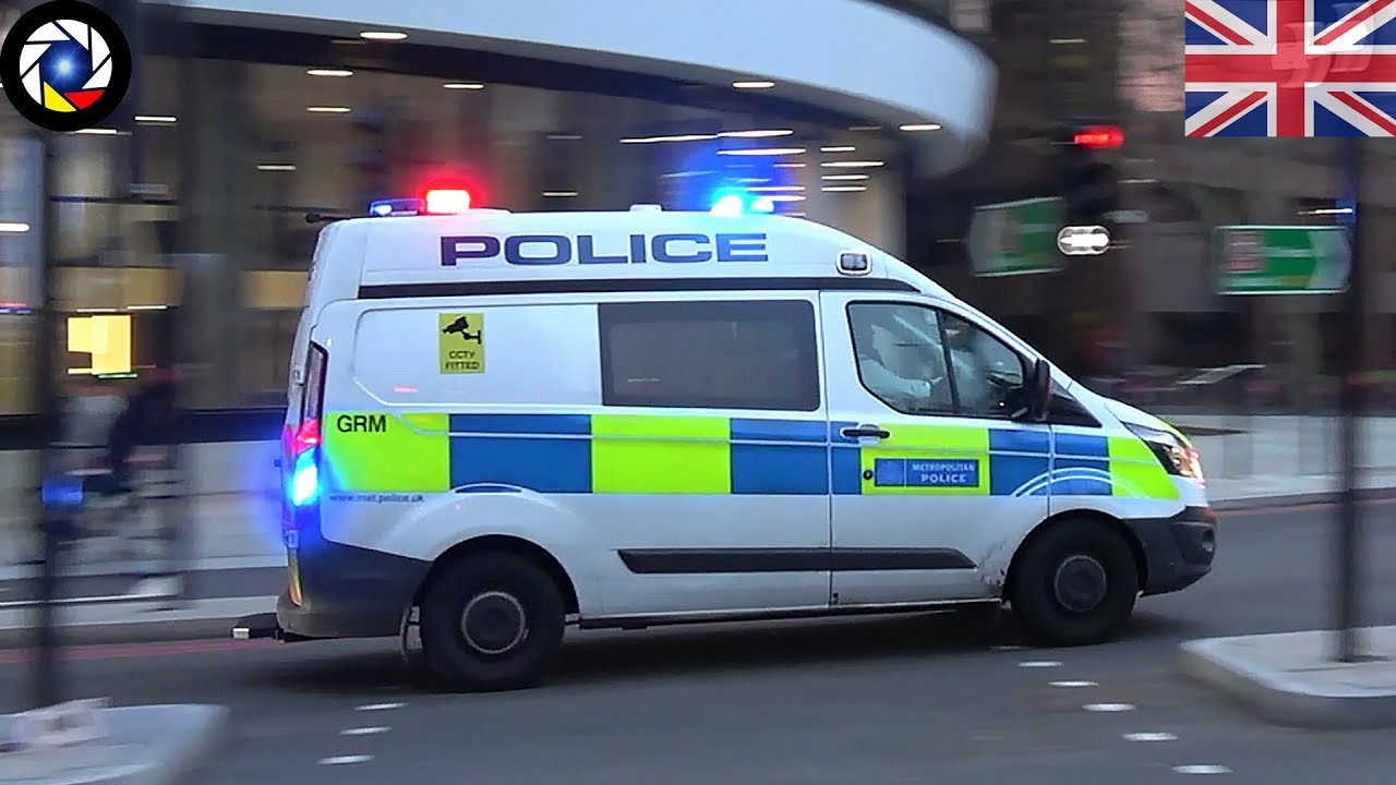 London Police Vans responding - YouTube