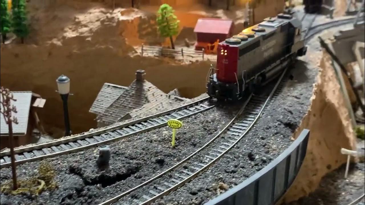 HO Scale Athearn Genesis GP40-2 DCC Ready Diesel Locomotive SP SOUTHERN PACIFIC - YouTube