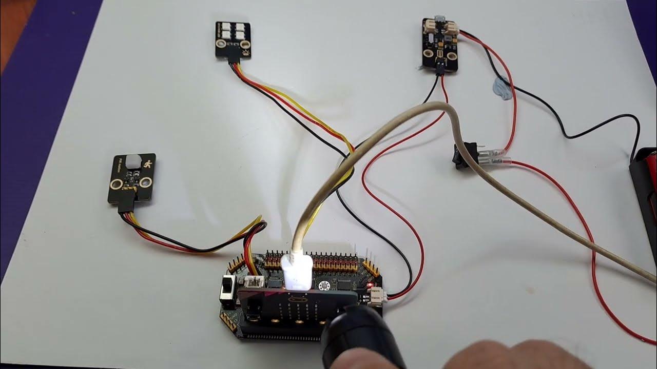 PIR and Light Level Activation of RGB LED : Microbit - YouTube