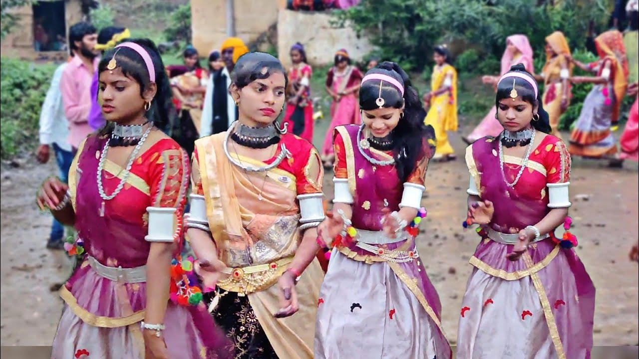 ADIVASI NAVAI GARBA 2023 | आदिवासी नवाई गरबा गीत रेटाए से | NAVAI GARBA ...