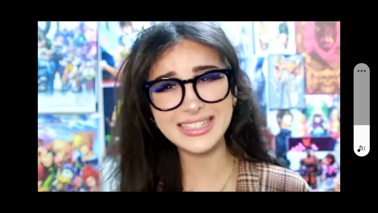 Sssniperwolf: UwU oni Chan 😂 - YouTube