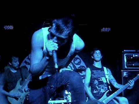 Chelsea Grin *Live* - Desolation of Eden - YouTube