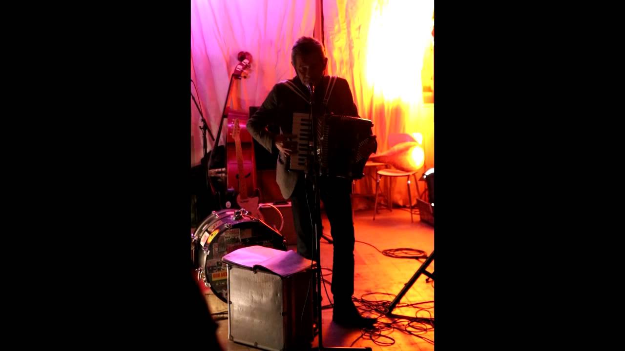 Philippe Carette - Soirée Ancienne Douane - Fructôse - 23/10/2015 - YouTube