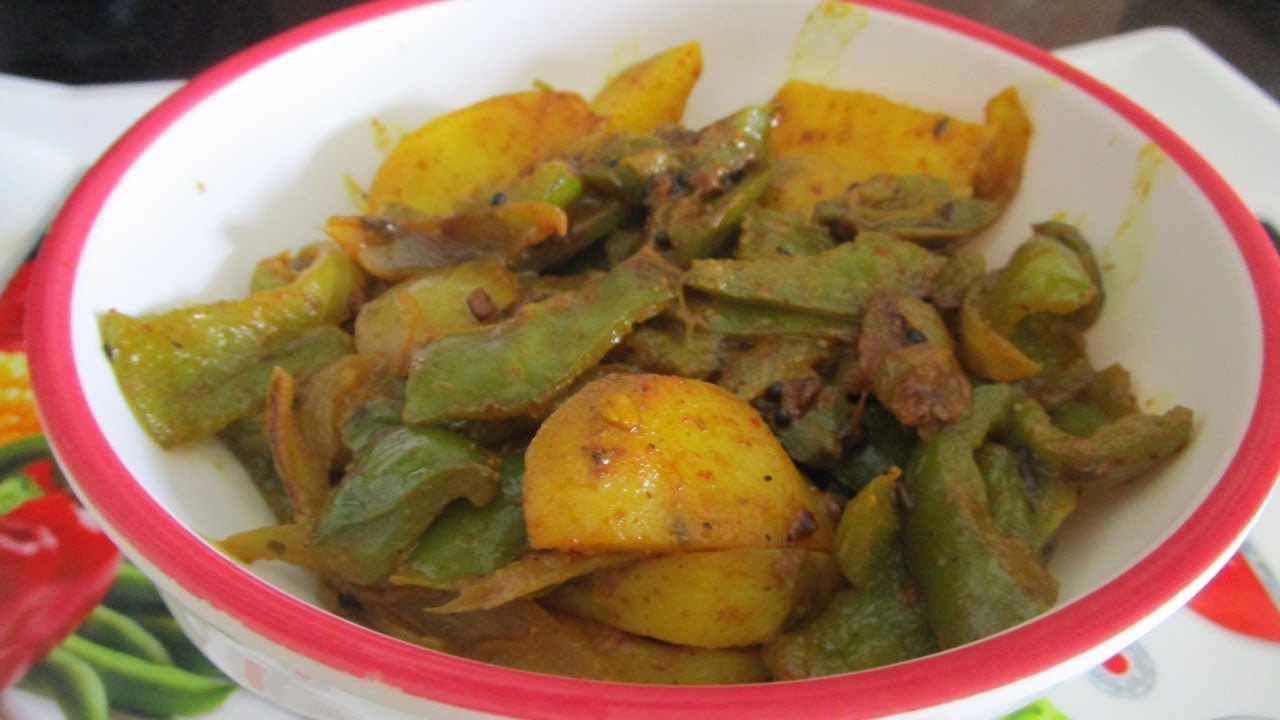Aloo Capsicum recipe | Simla Mirch Aur Aloo Recipe | Potato Capsicum ...