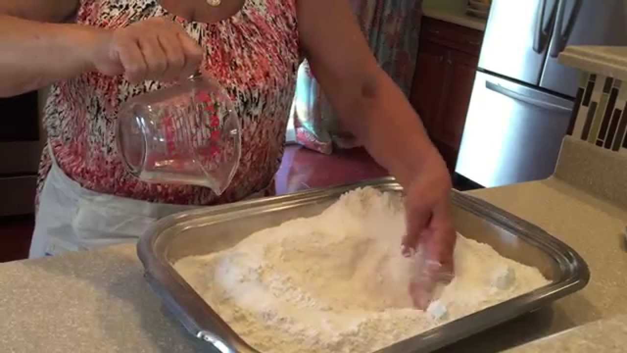 RAFELINA'S CALABRESE KITCHEN! CUZZUPE!!! LEARN TO MAKE ITALIAN EASTER ...