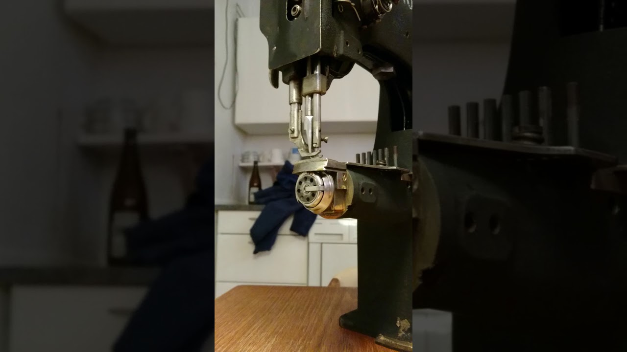 Singer 108W20, Part I - YouTube