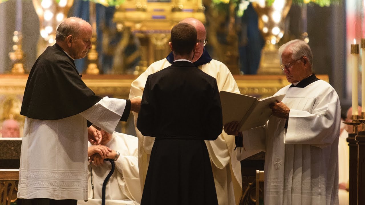 2022 Final Vows Mass - YouTube