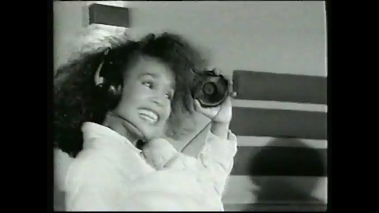 Rare! Whitney Houston in recording studio with Bebe and Cece Winans ...