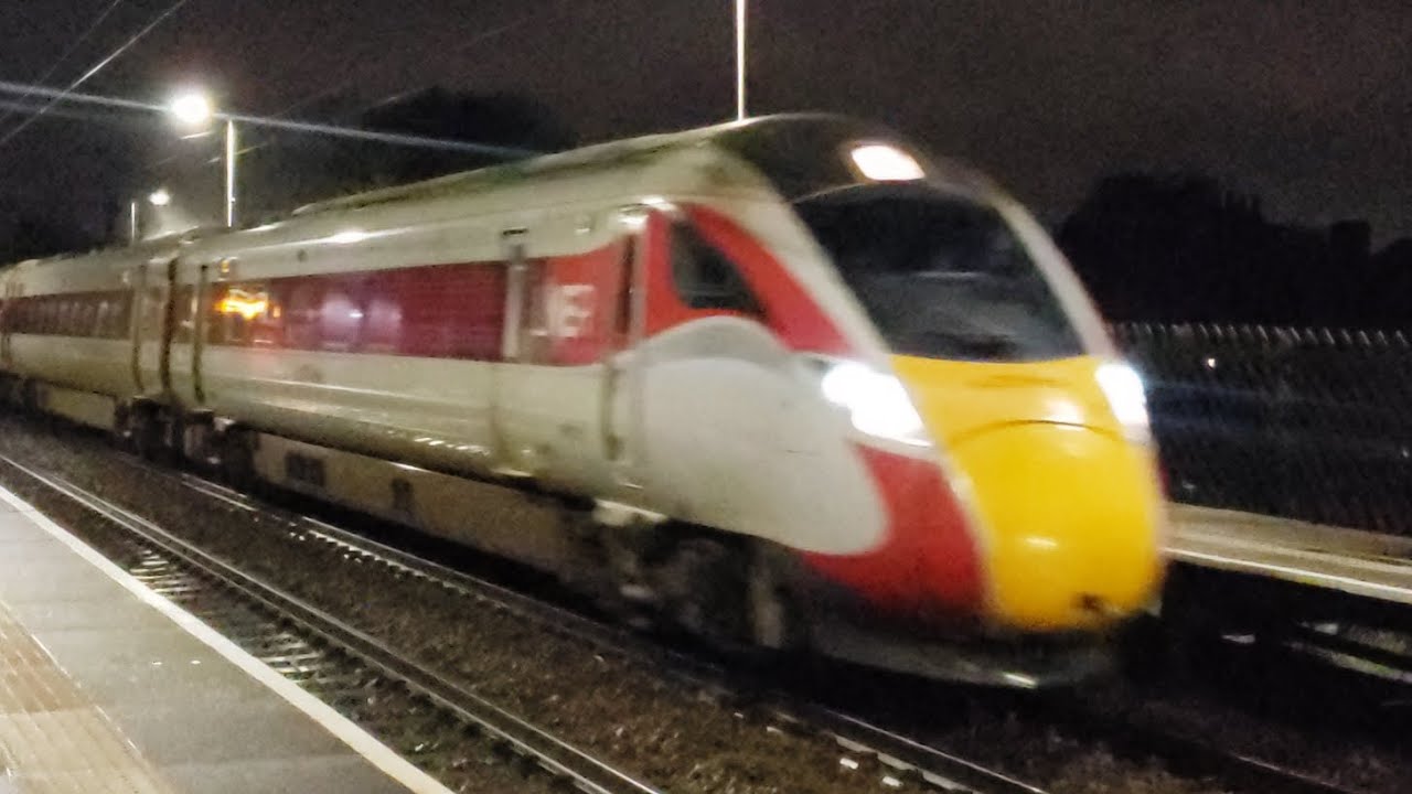 Trains At Sandal And Agbrigg, ECML | 30/10/23 - YouTube