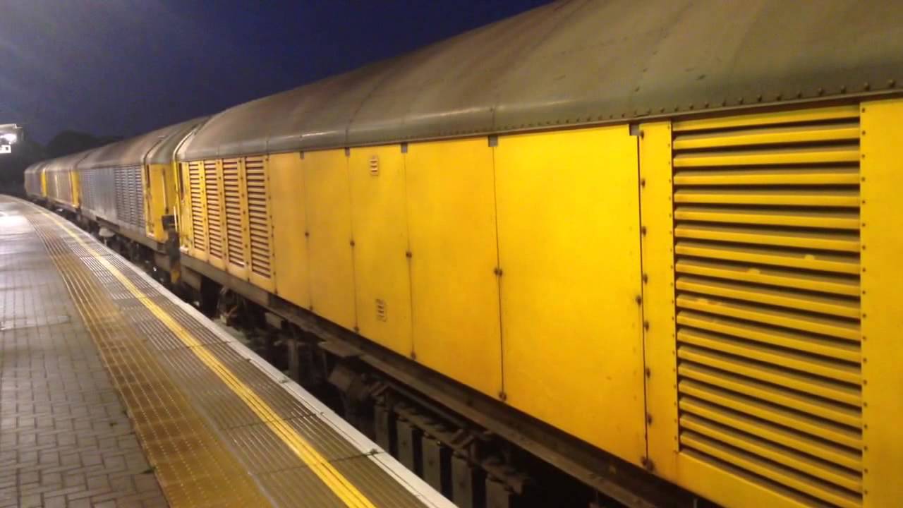 London Underground Engineering trains at Ruislip Gardens (01/10/14 ...