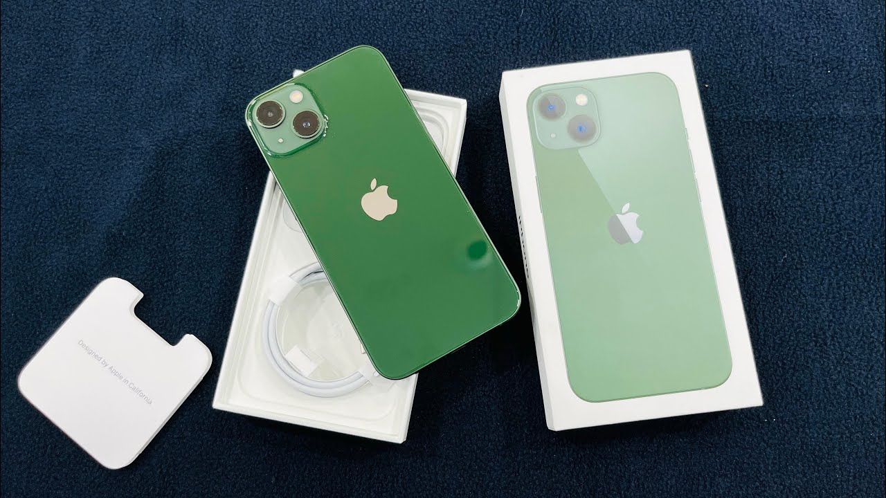 iPhone 13 Green unboxing - YouTube
