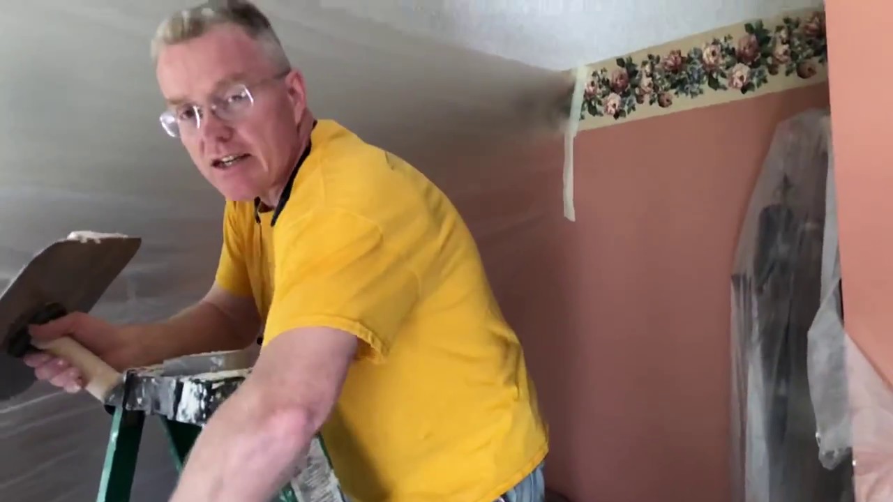 HOW TO PLASTER USING A 48” DARBY - YouTube