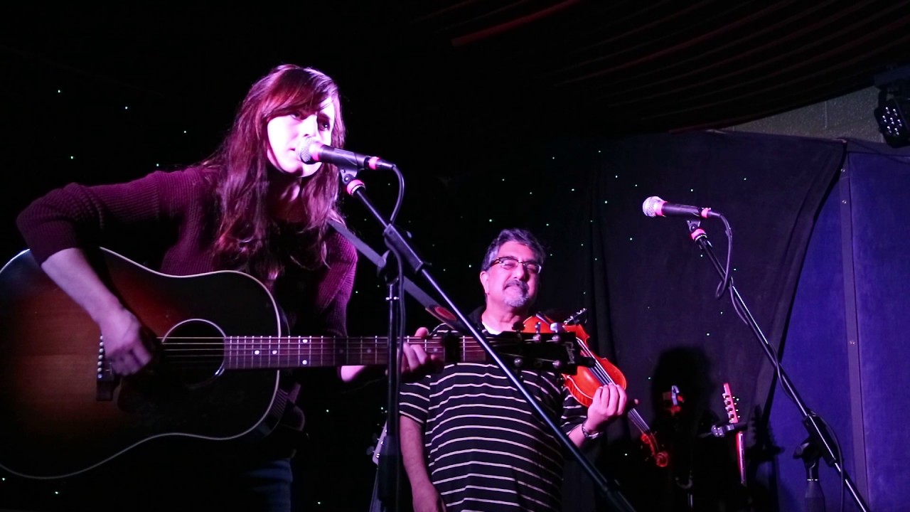 AcoustiCafe - Kayla Schureman w Bob Banerjee "Kiss The Ground" - 4/3/17 ...