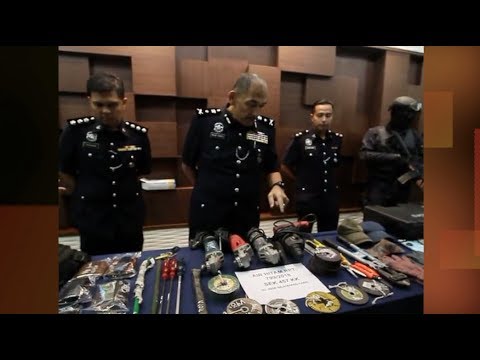 Geng Tebuk sasar peti besi tumpas - YouTube