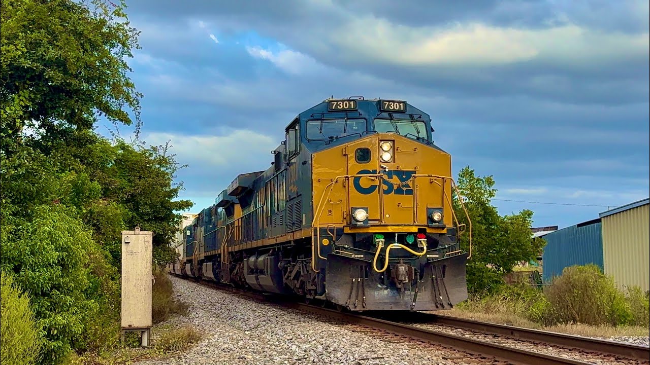 CSX I026-02 with CSXT CW44AC 7301 leading with a beautiful NF2 K5LA on ...