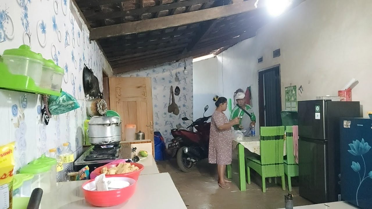 bikin bekal makanan untuk Kakong dibawa ke prolanis - YouTube