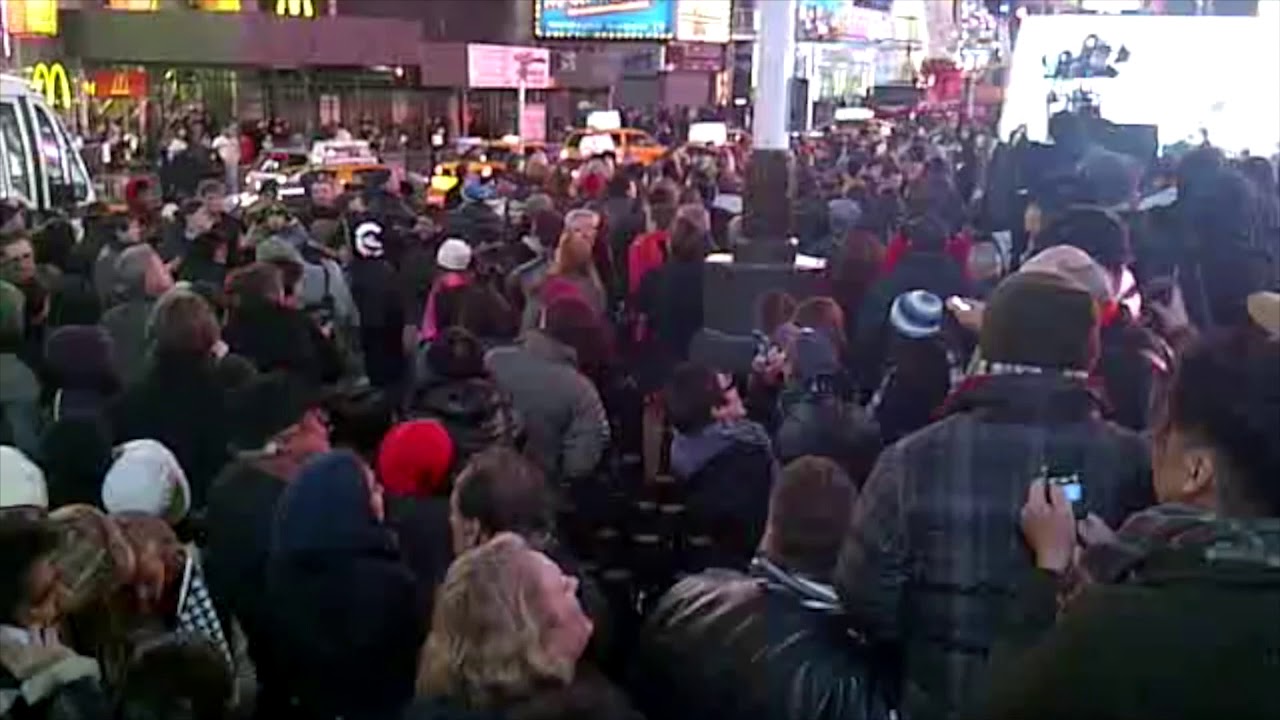 2012, PRESIDENTIAL ELECTION NIGHT IN TIMES SQUARE. - YouTube