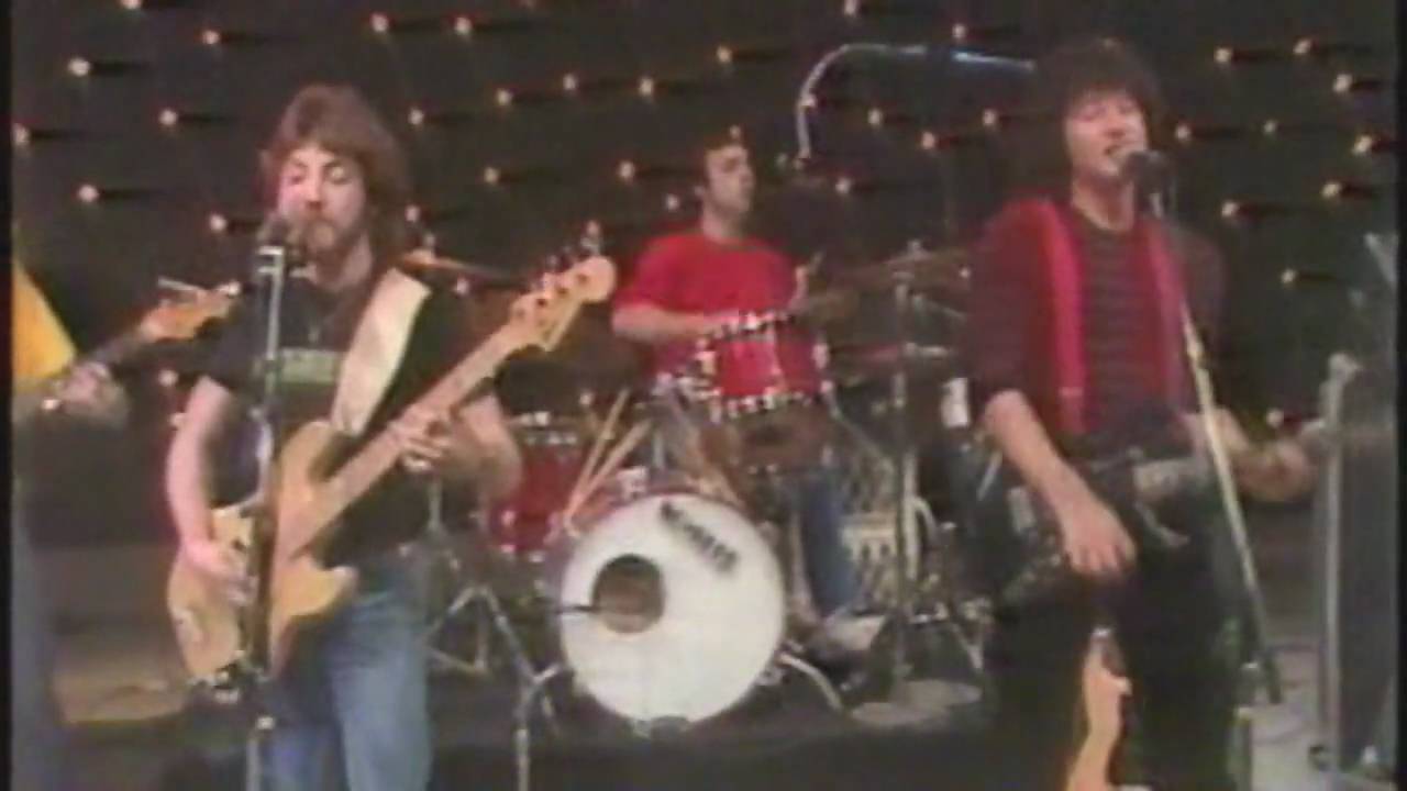 Numbers - You Keep Me Hangin' On - YouTube