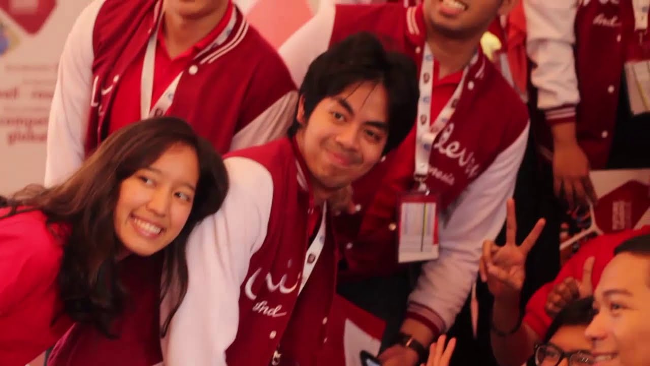 UFLL 2013 Official Reporting Video - YouTube