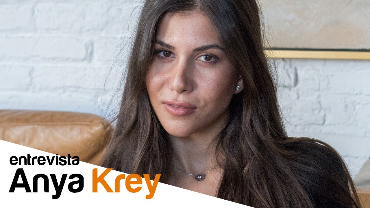 Anya Krey - Entrevista | La Gaceta Uncut - YouTube