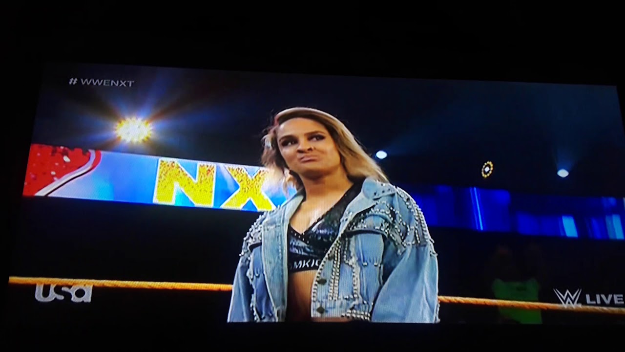 The EST Of NXT Bianca Belair Entrance - YouTube