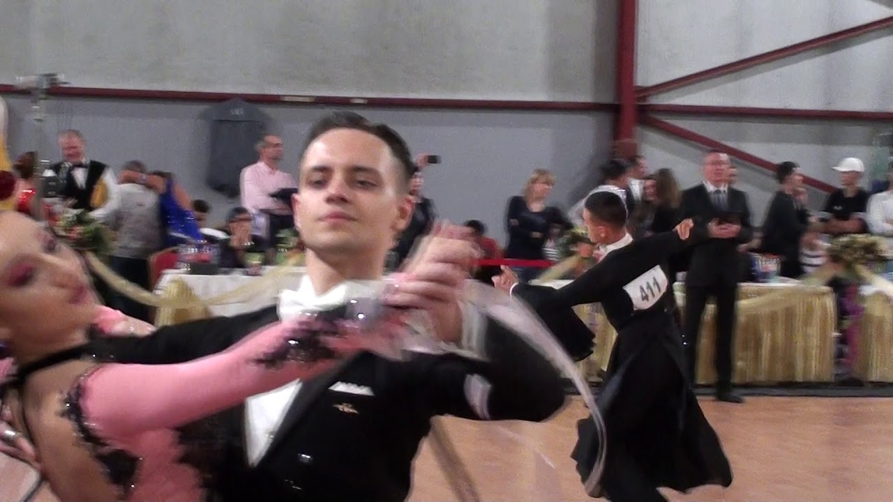 Andrei Ghita&Diana Popa Vals Lent - YouTube