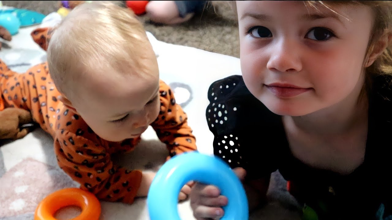 Alexa & Ethan Want to Say Good Morning to Their Baby Sister Aubrey ...
