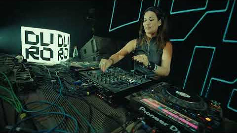 Fernanda Martins: Hard Techno - YouTube