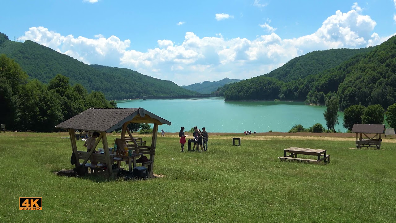 4K Romania - Valea Doftanei - Paltinu - YouTube