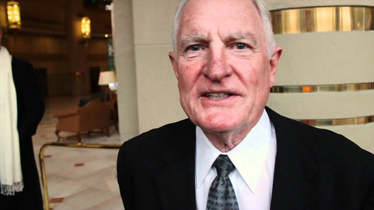 The Start-Up Chile Lobby: Craig Barrett - YouTube