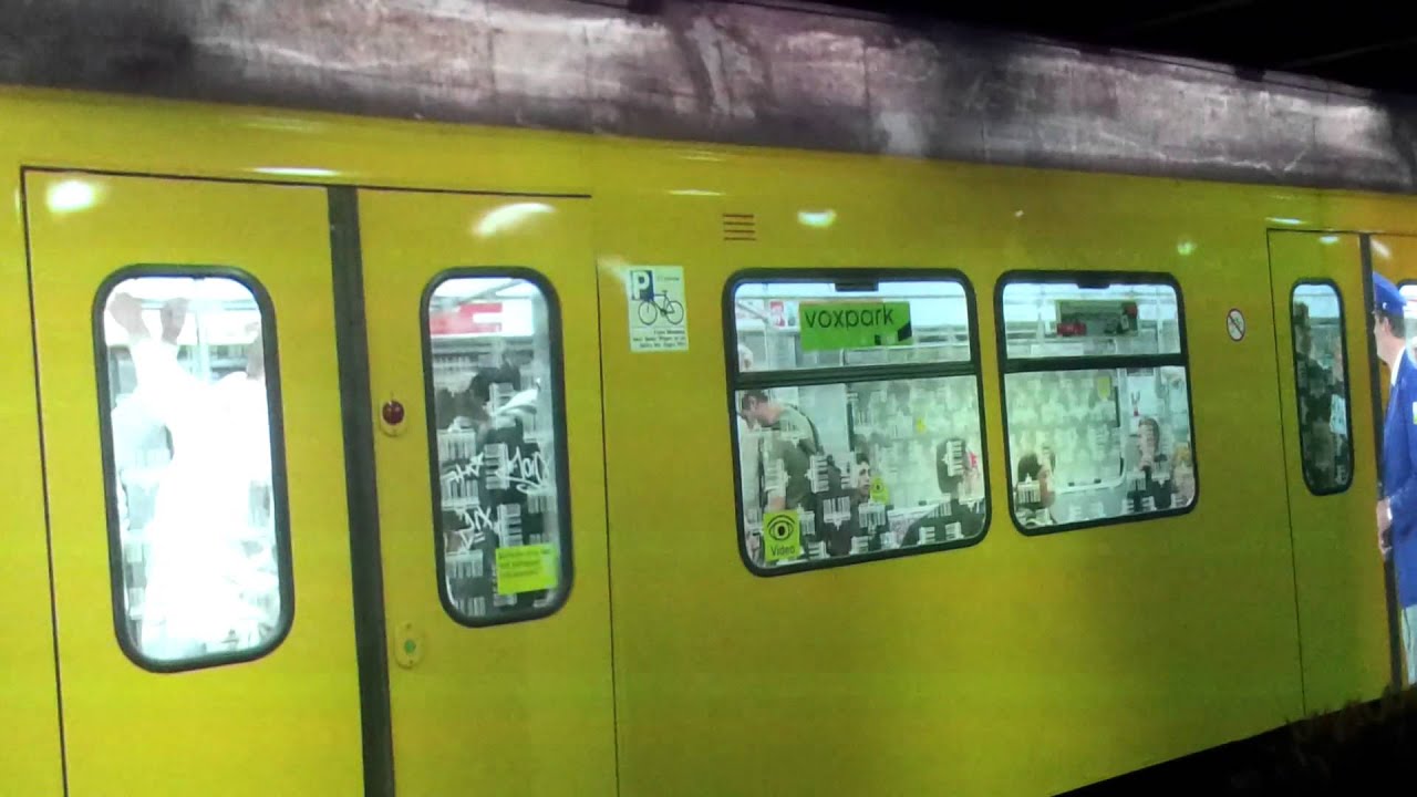 Berlin, BVG U6 Tunneltag - YouTube