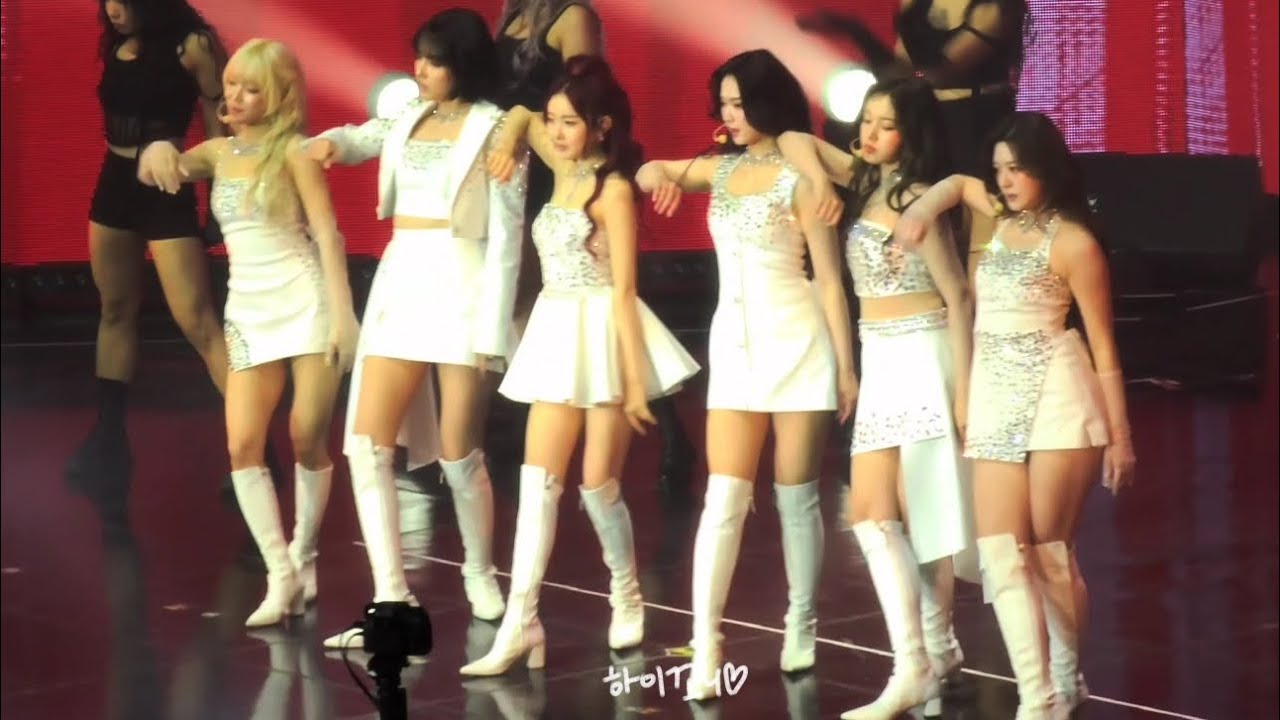 STAYC-BEBE (20250413, STAY TUNED, 올림픽홀) - YouTube