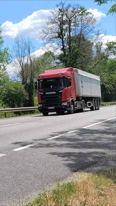 truckspotting RO (sequence from a video) - YouTube