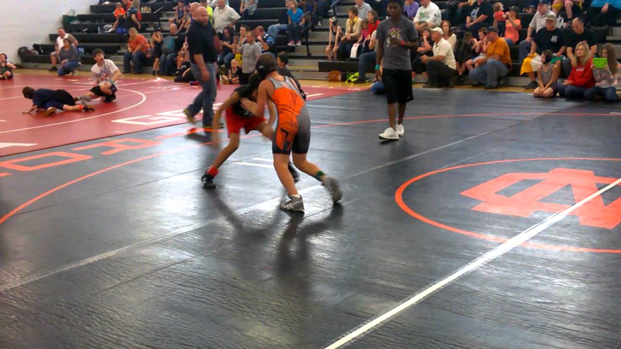 Jay Edwards (79lbs) vs 100lb Wrestler (Round 1) - YouTube