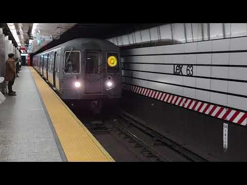 MTA NYCT Subway: 96th Street Bound Westinghouse R68 (Q) train Arriving @ Lexington Ave - 63rd ...